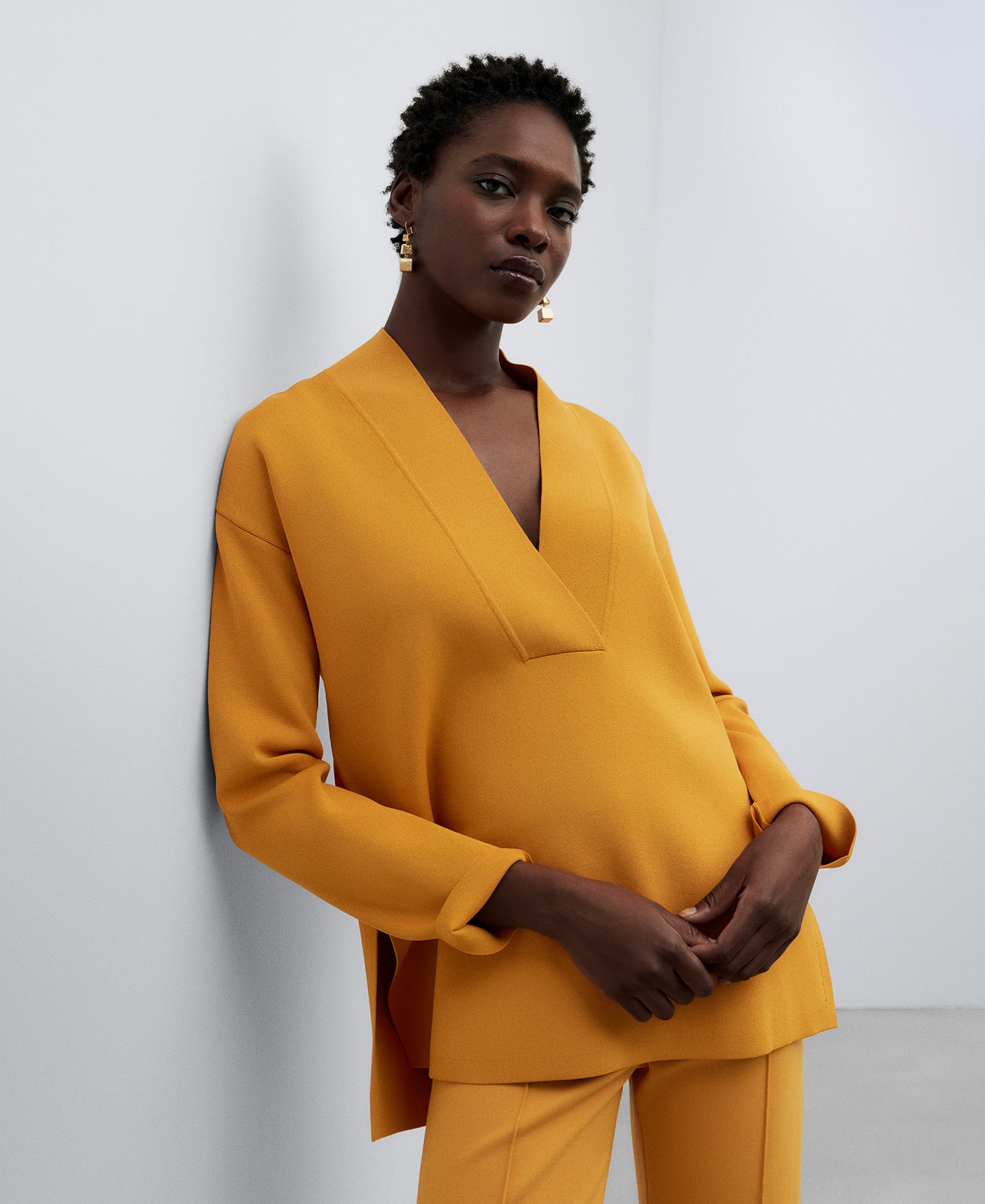 Yellow V-Neck Sweater – Love Persimmon