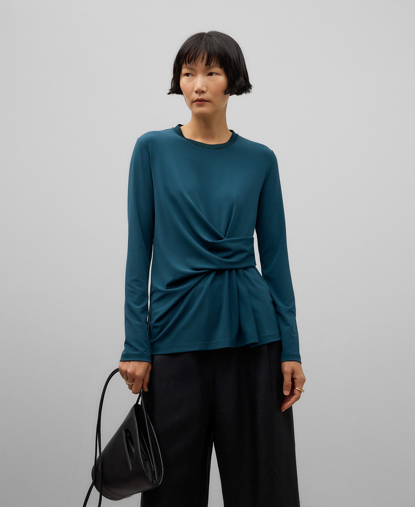 Draped T-shirt in Green – Love Persimmon