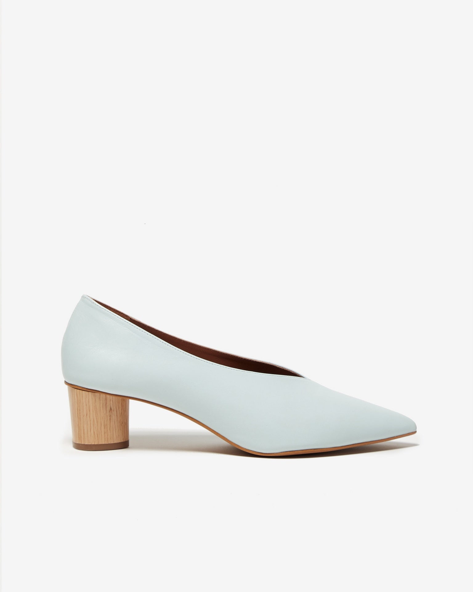Blue Leather Heeled Shoes With V-Vamp – Love Persimmon