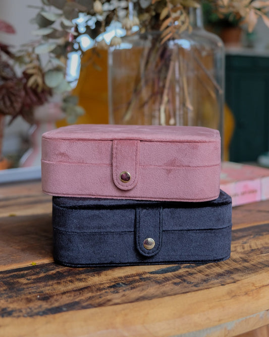 Luxurious Maison Scarlett Jewellery Boxes - Ultimate Protection & Style ...